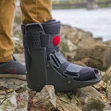 Air Cast Boot for broken foot. How to apply air cast properly? — MEDLEE